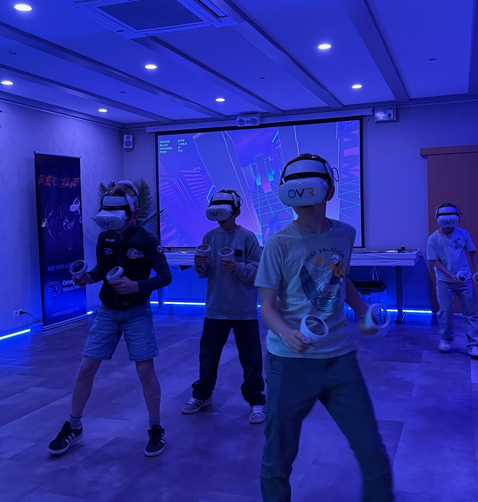 VR Team Building Stuttgart | Mobile Virtual Reality Events vor Ort | Omega VR
